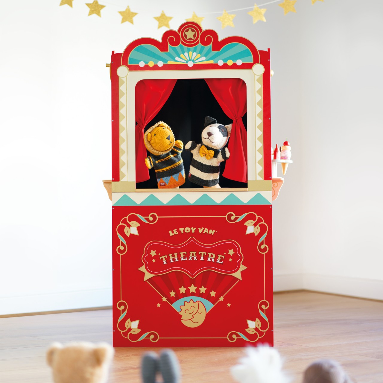 Showtime Puppentheater / Showtime Puppet Theatre - Le Toy Van ...